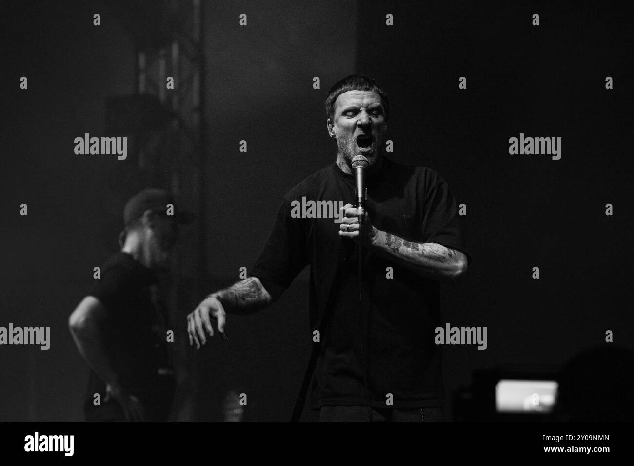 Punk frontman hi-res stock photography and images - Alamy