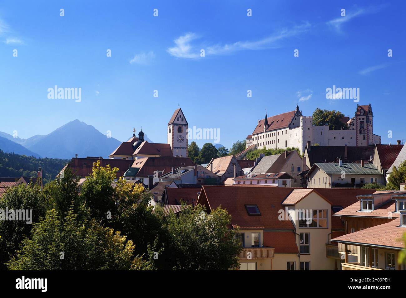Charming castles hi-res stock photography and images - Alamy