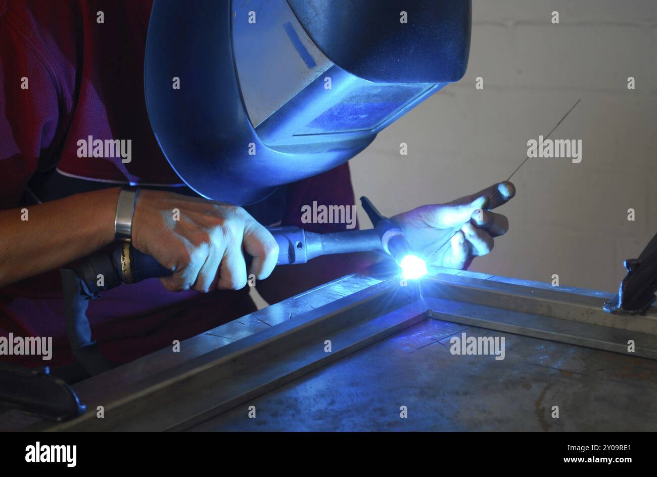 Welders weld piece hi-res stock photography and images - Alamy