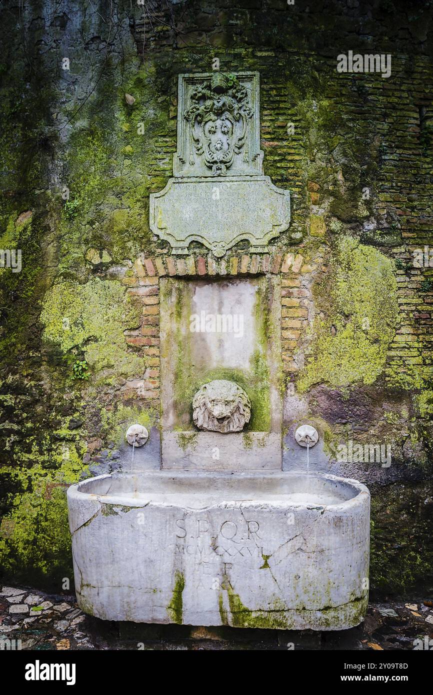 Detailed view historic waterfront hi-res stock photography and images ...