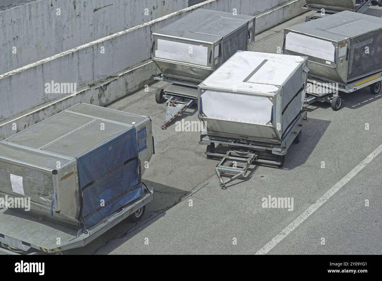 Unit load device devices hi-res stock photography and images - Alamy