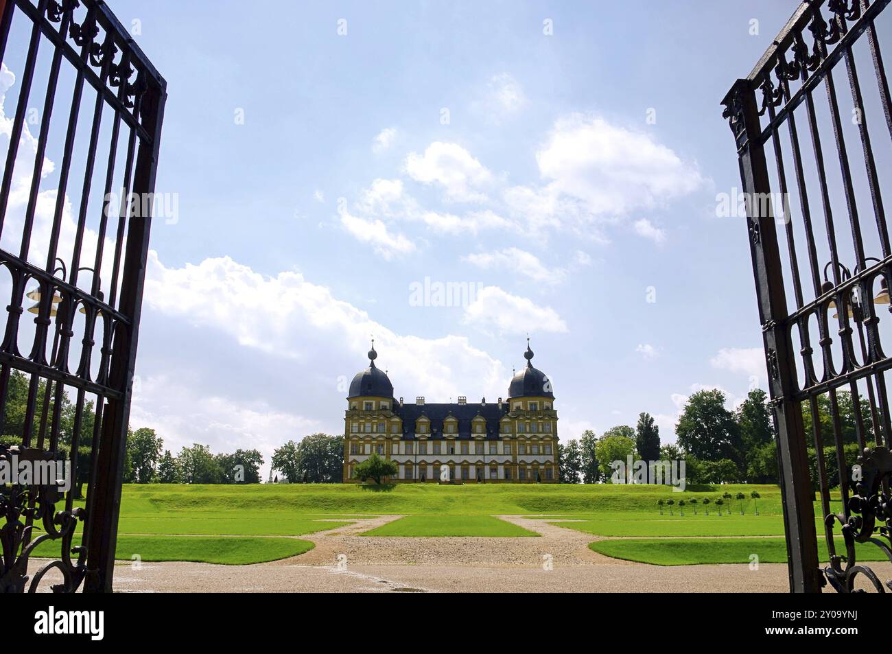 Schloss castle palace schloss memmelsdorf franconia bavaria germany ...