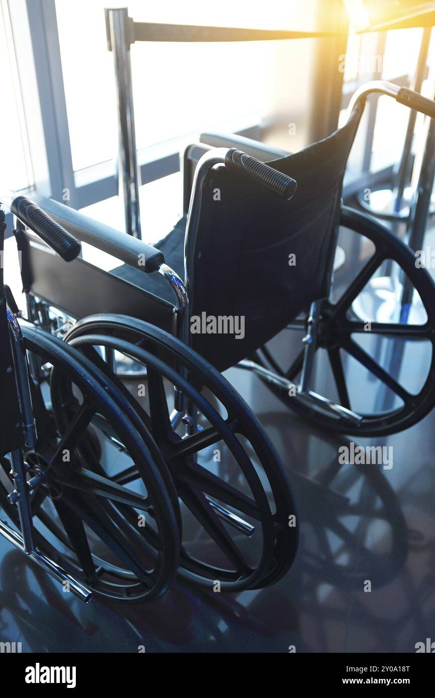 Disabled wheelchair cutout invalid hi-res stock photography and images ...