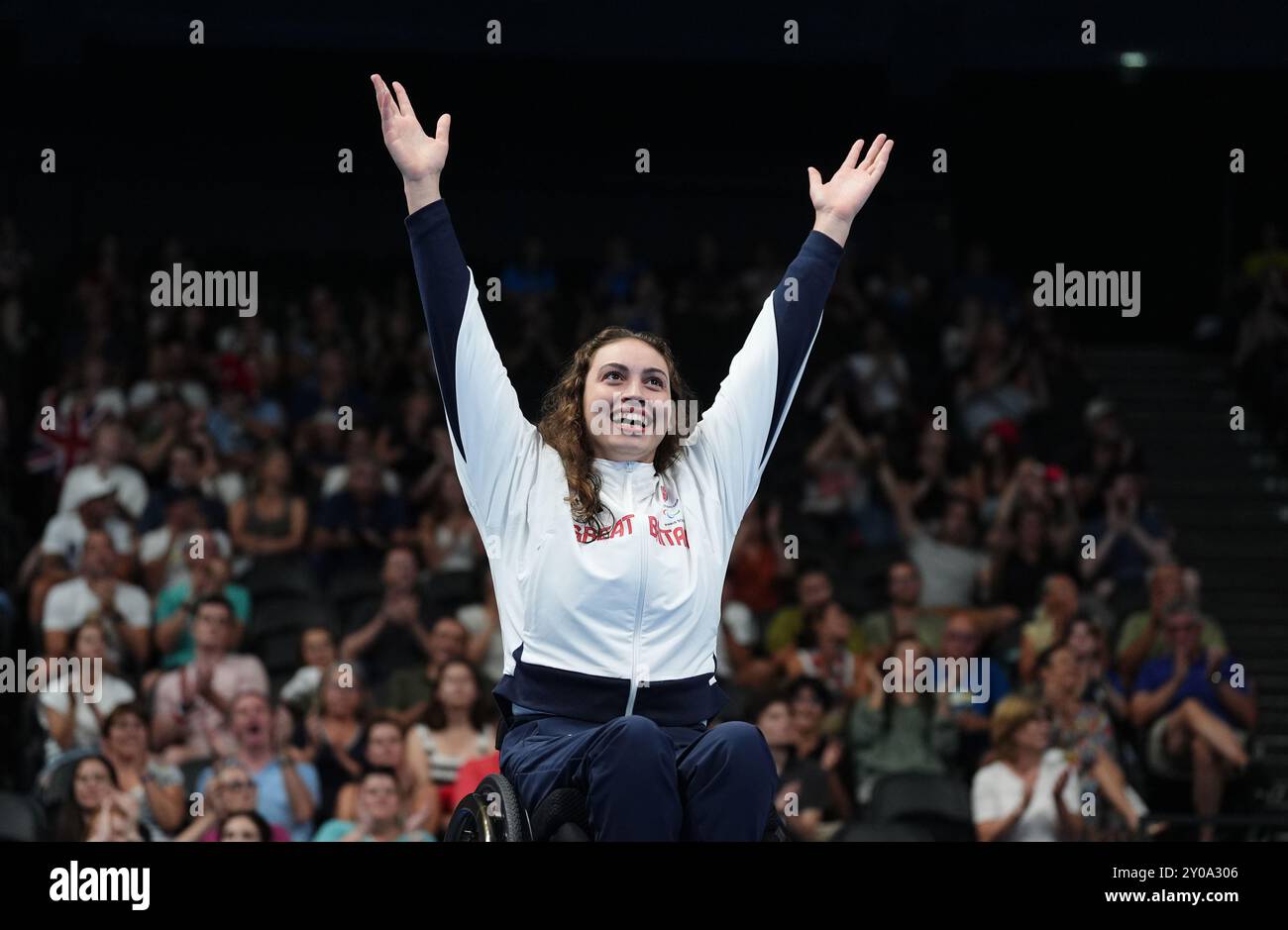 Great Britain's Grace Harvey celebrates with her gold medal after ...