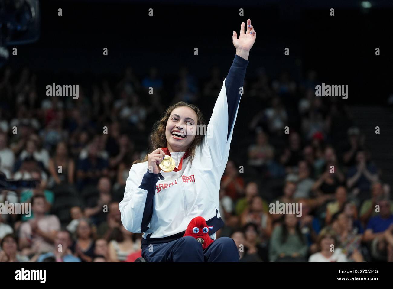 Great Britain's Grace Harvey celebrates with her gold medal after ...