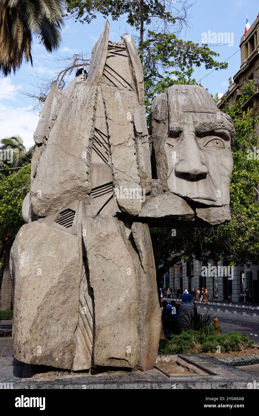 Santiago de Chile, Chile. 23rd Dec, 2023. The 8-meter-high Monument to ...