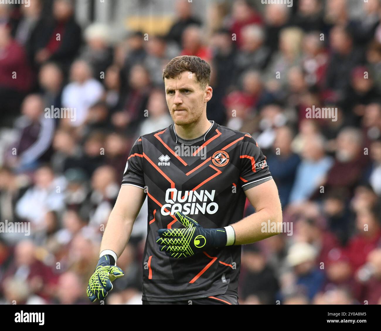 Jack walton dundee utd goalkeeper hi-res stock photography and images ...