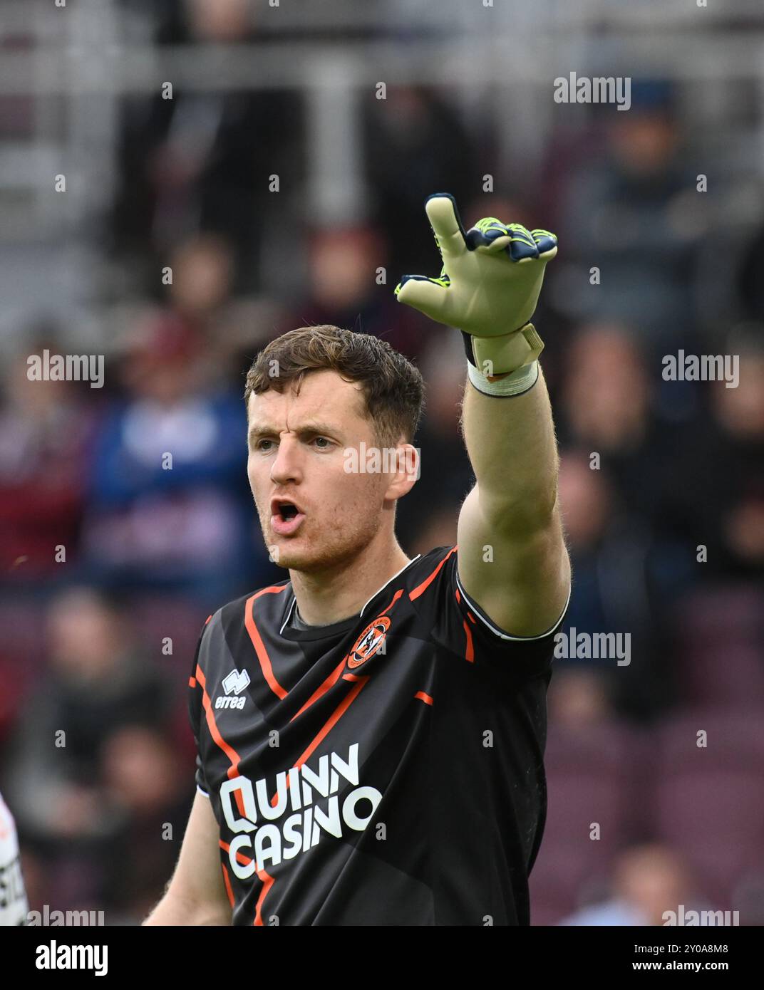 Jack walton dundee utd goalkeeper hi-res stock photography and images ...