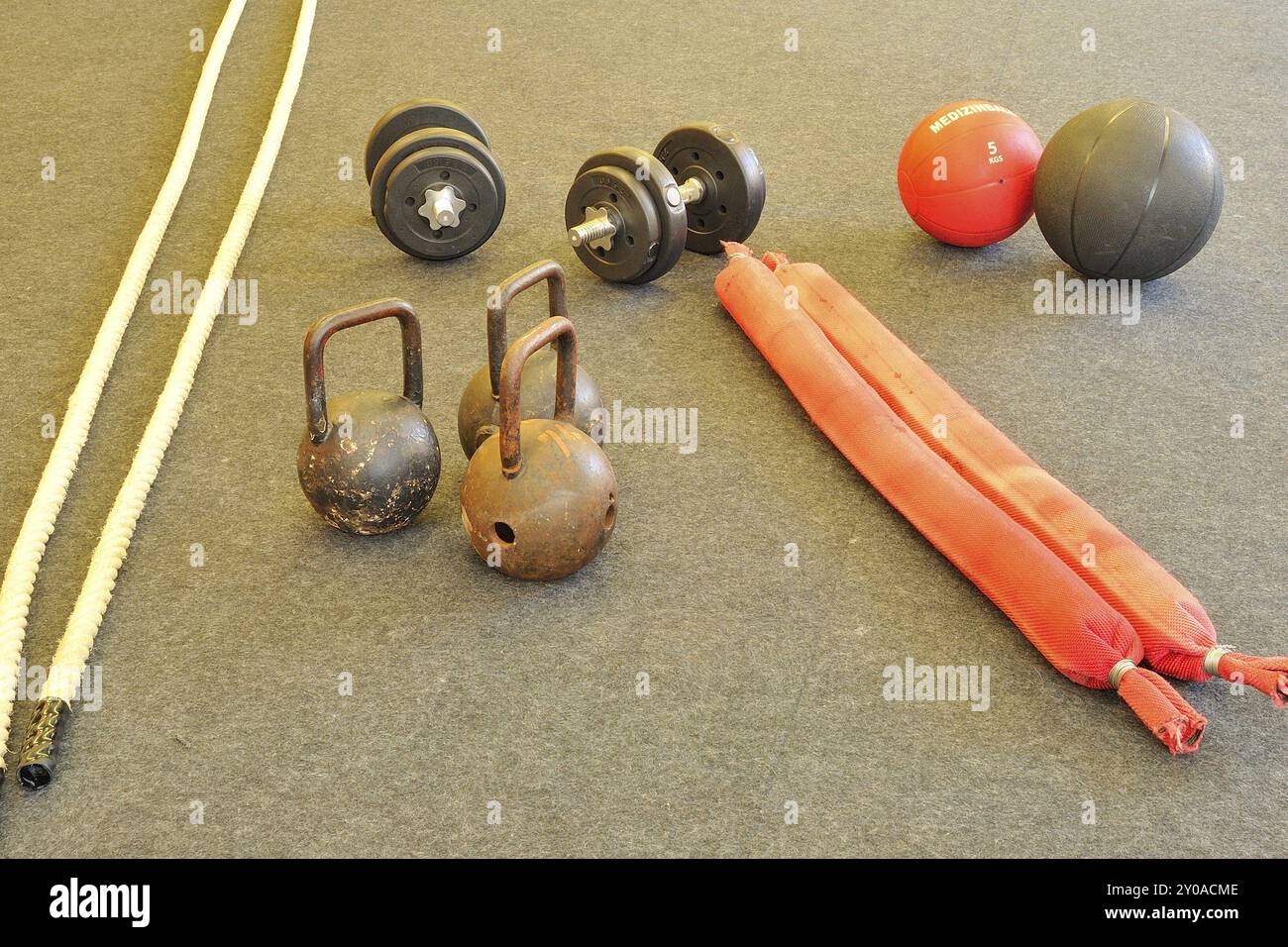 CrossFit, the new trend sport in the studio and outside CrossFit, the ...