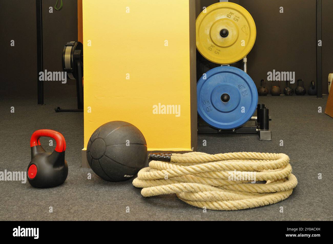CrossFit, the new trend sport in the studio and outside CrossFit, the ...