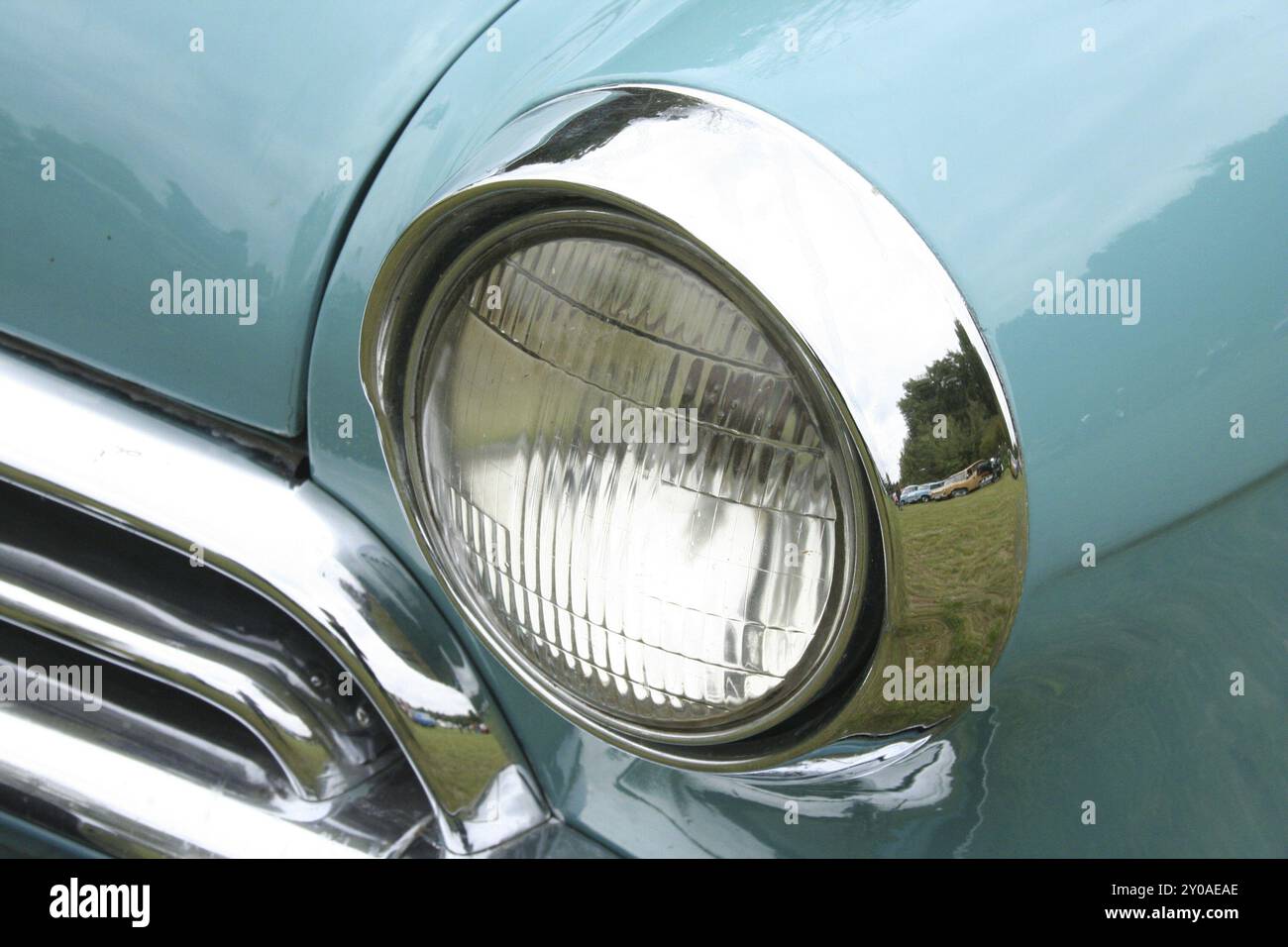 Vintage car headlights of a nostalgic car Stock Photo - Alamy