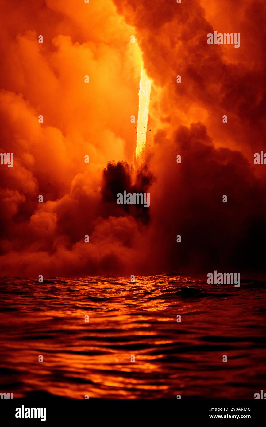 Hawaii's Kilauea volcano eruption formed a lava tube coming out the ...