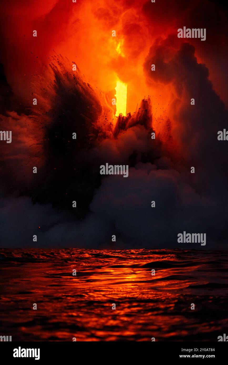 Hawaii's Kilauea volcano eruption formed a lava tube coming out the ...