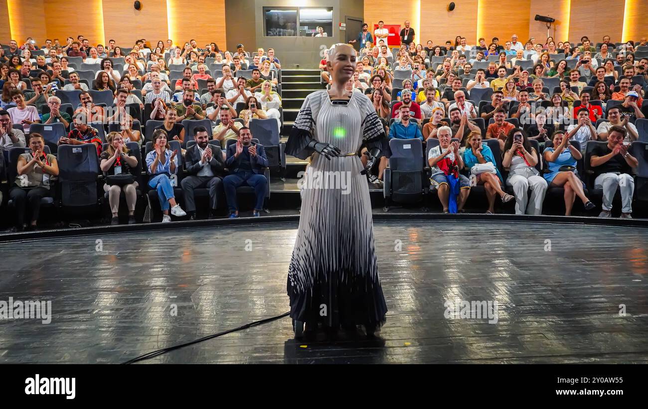 Famous female social humanoid robot Sophia, attended a conference ...