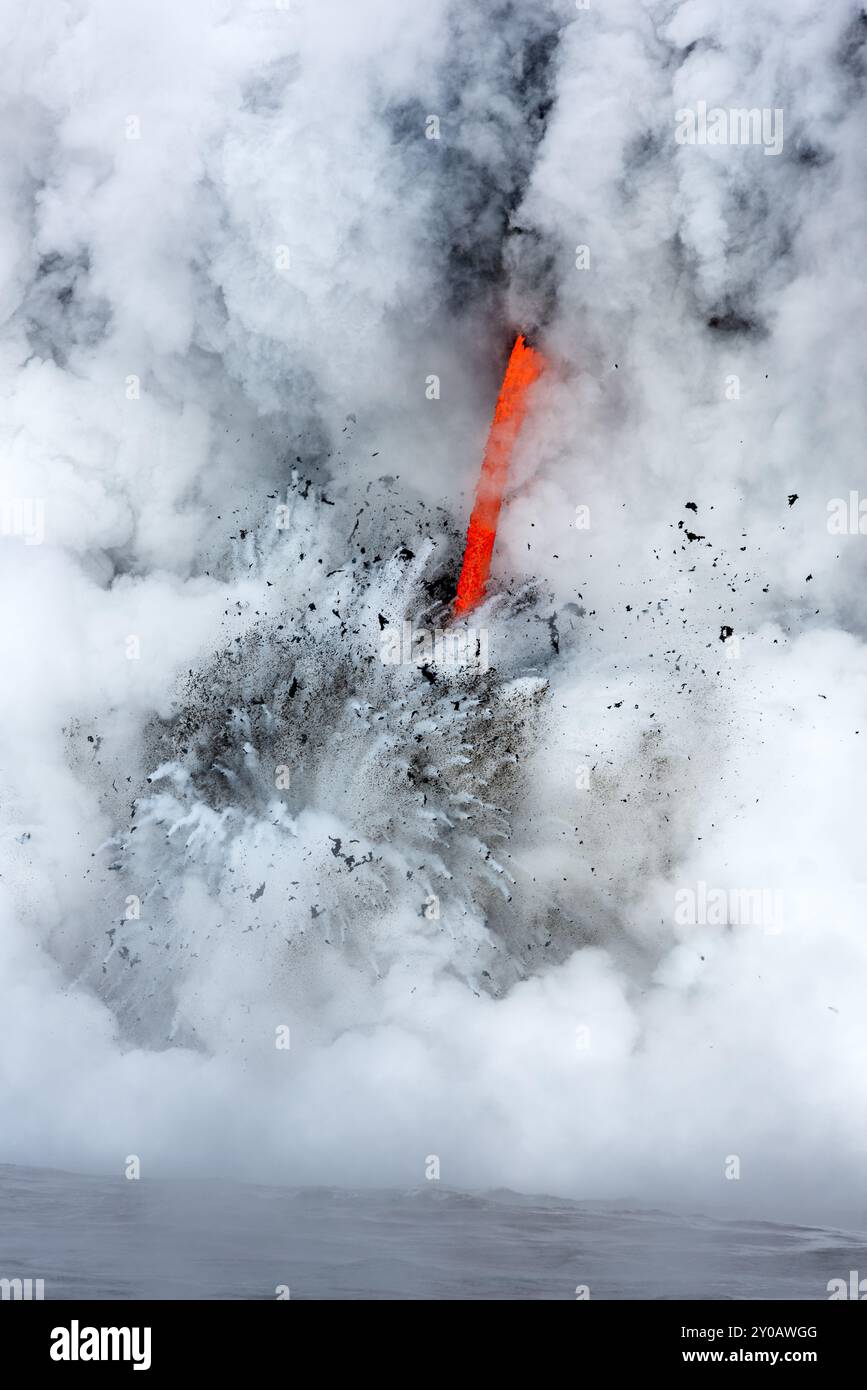 Hawaii's Kilauea volcano eruption formed a lava tube coming out the ...
