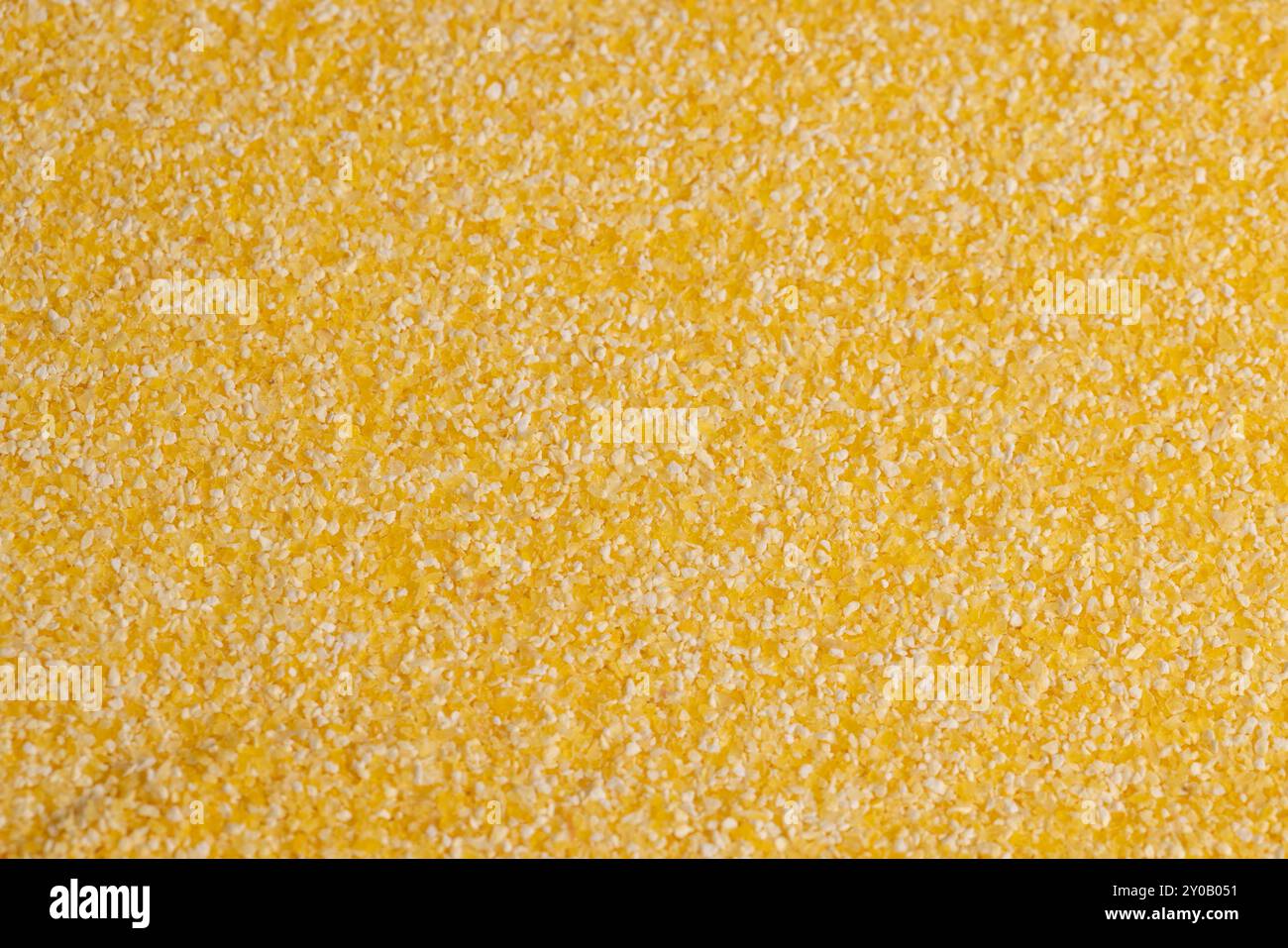 Scattered dry corn flour for cooking porridge, high-quality corn flour ...