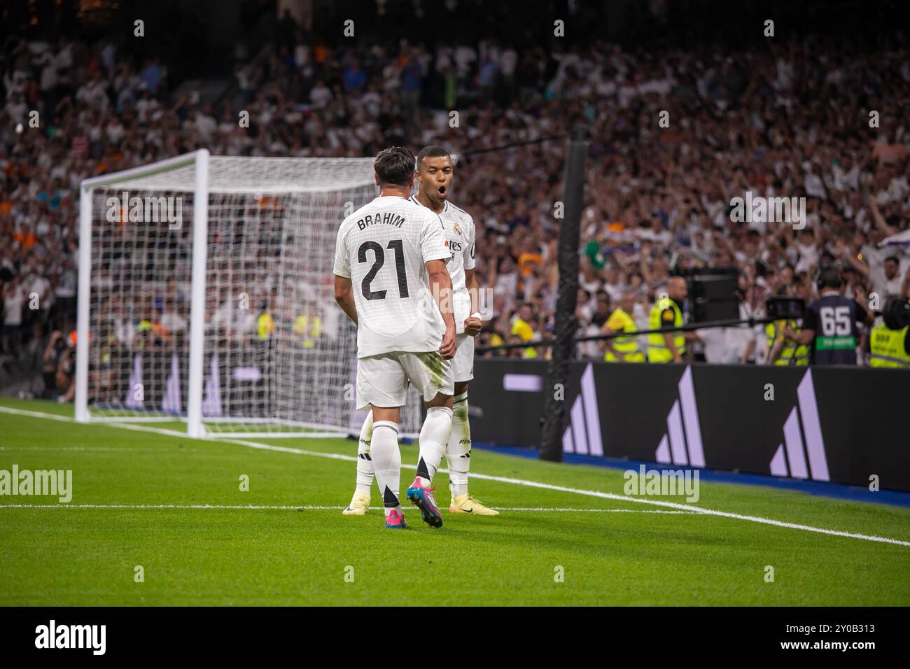 Kylian mbappe real madrid presentation hi-res stock photography and ...