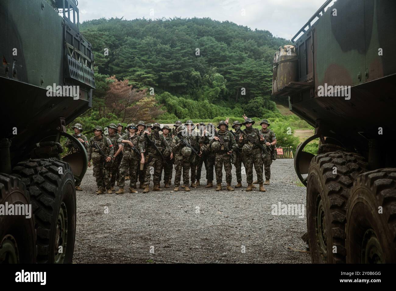 Republic of Korea (ROK) Marines assigned to 3rd Battalion, 7th Brigade ...