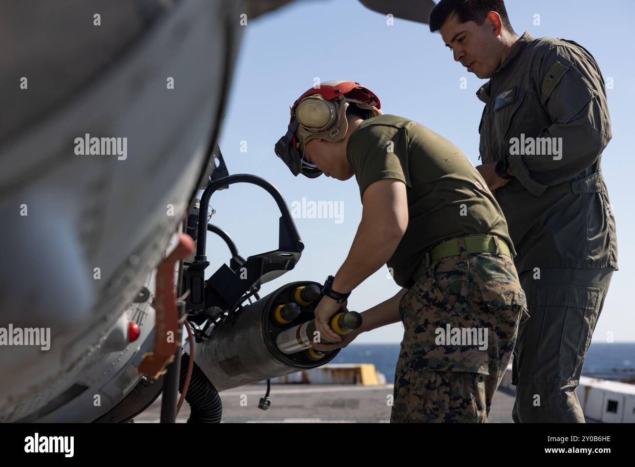 Uss zuni hi-res stock photography and images - Alamy