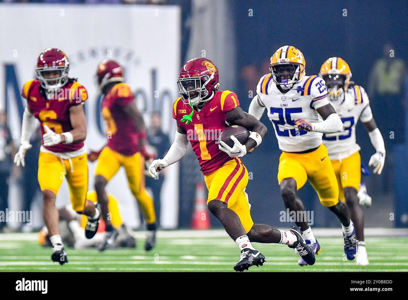 Las Vegas. 1st Sep, 2024. USC Trojans wide receiver Zachariah Branch (1 ...