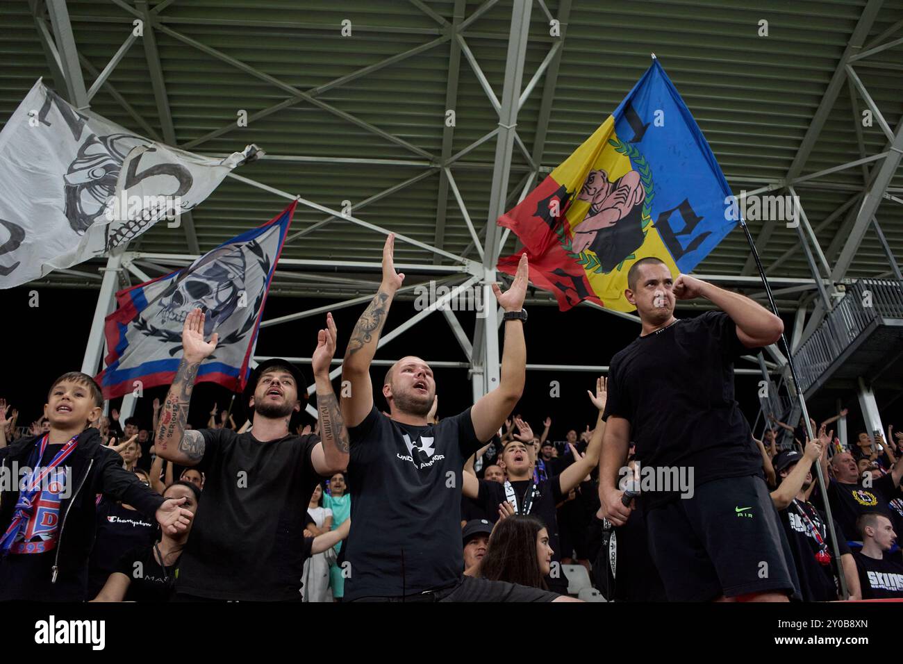Bucharest, Romania. 1st Sep, 2024: FCSB fans greets the team after the ...
