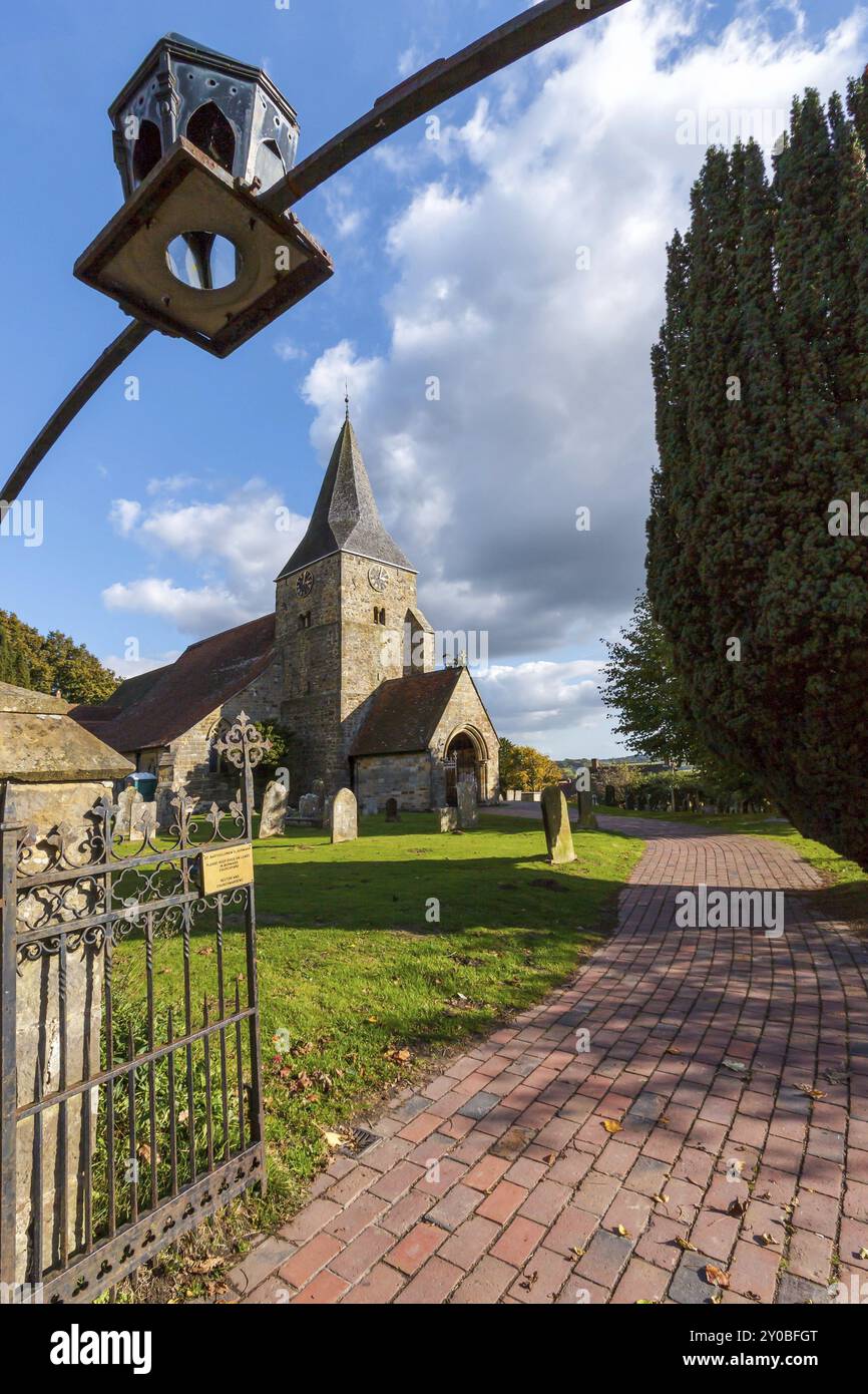 Burwash church hi-res stock photography and images - Alamy