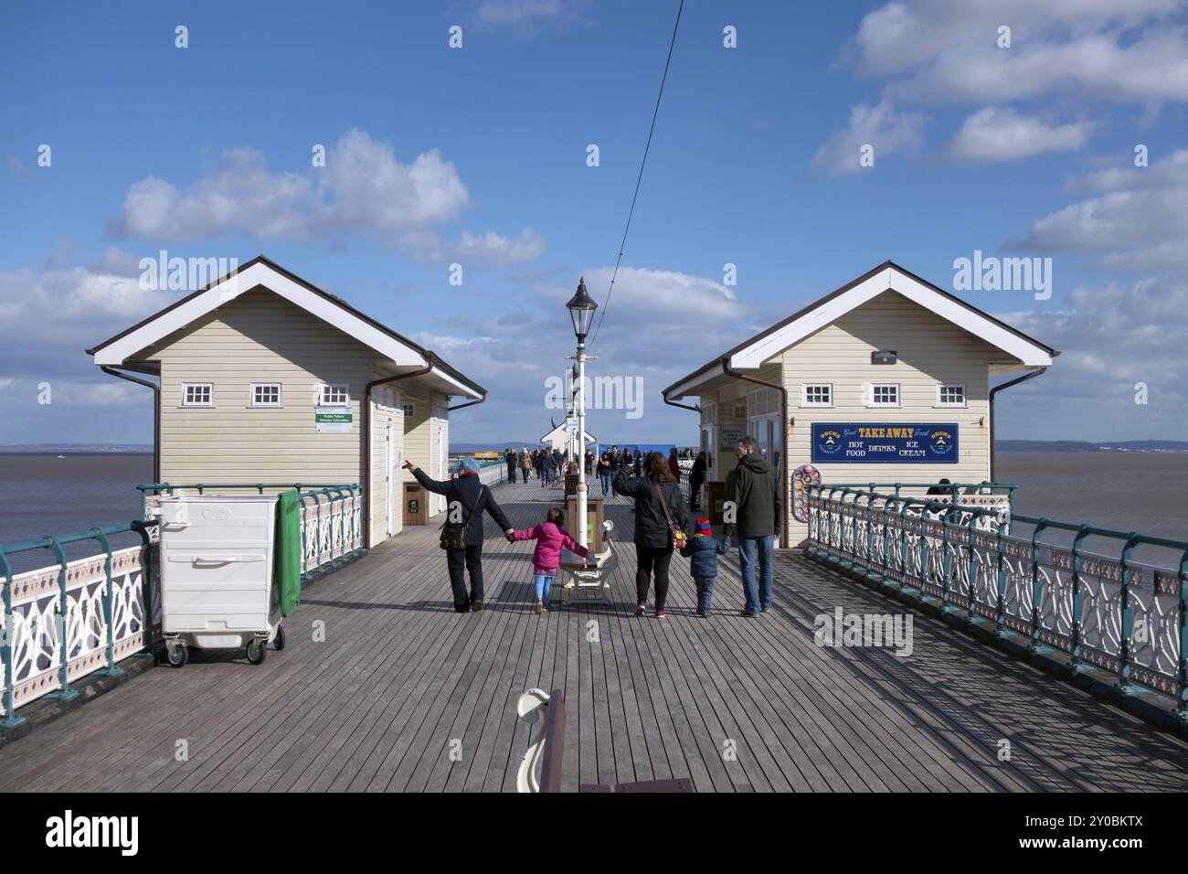 Penarth footbridge hi-res stock photography and images - Alamy