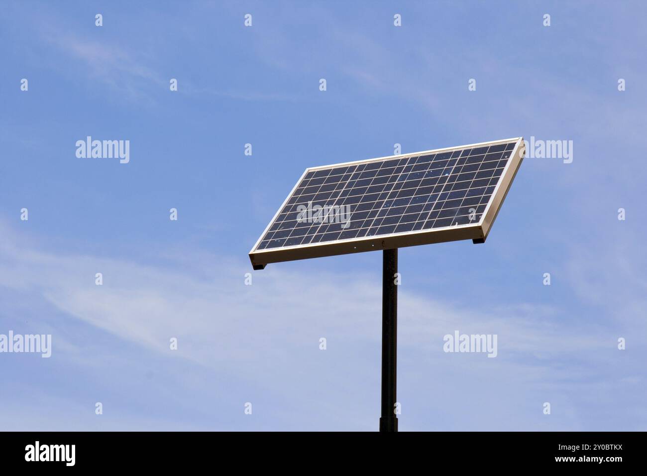 Solarzelle hi-res stock photography and images - Alamy