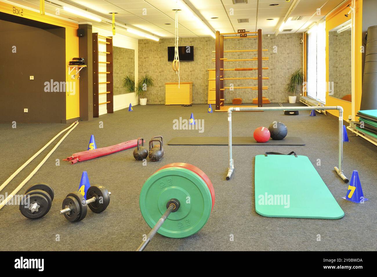 CrossFit, the new trend sport in the studio and outside CrossFit, the ...