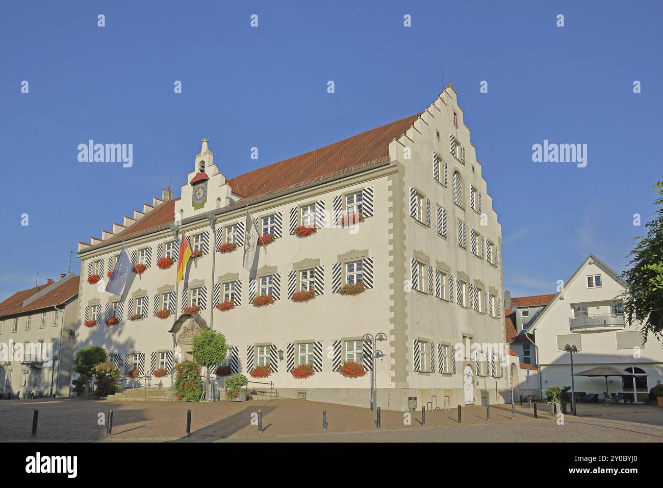 Town Hall built in 1667, Old Castle with German national flag, EU flag ...