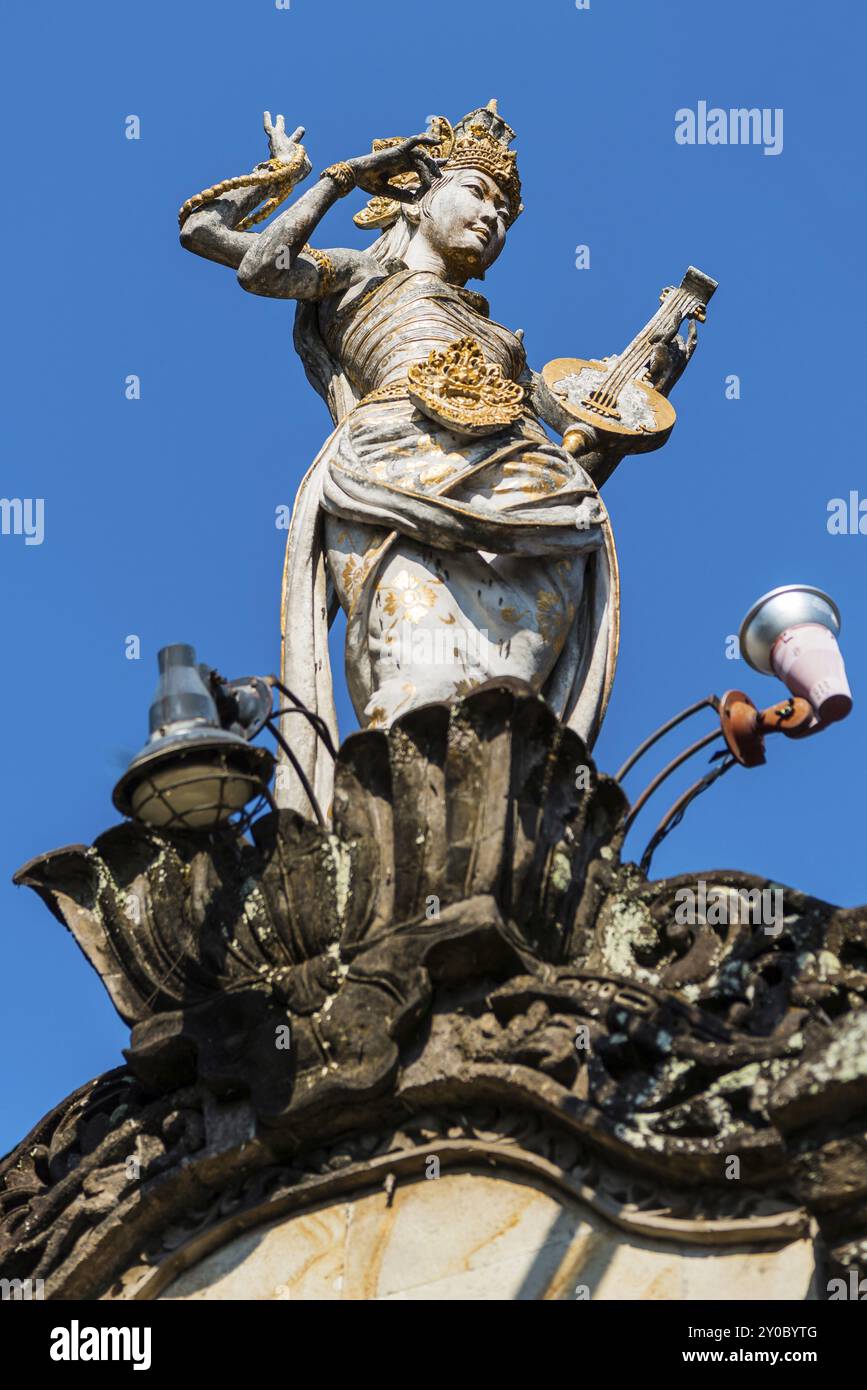 Female temple figure, head, face, woman, calm, Hinduism, relaxation ...