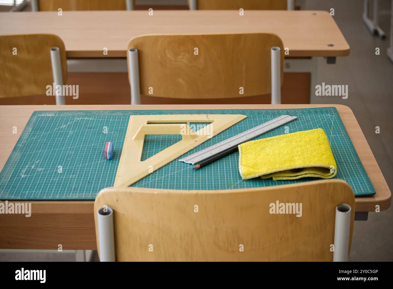 Child cleaning desk school hi-res stock photography and images - Alamy