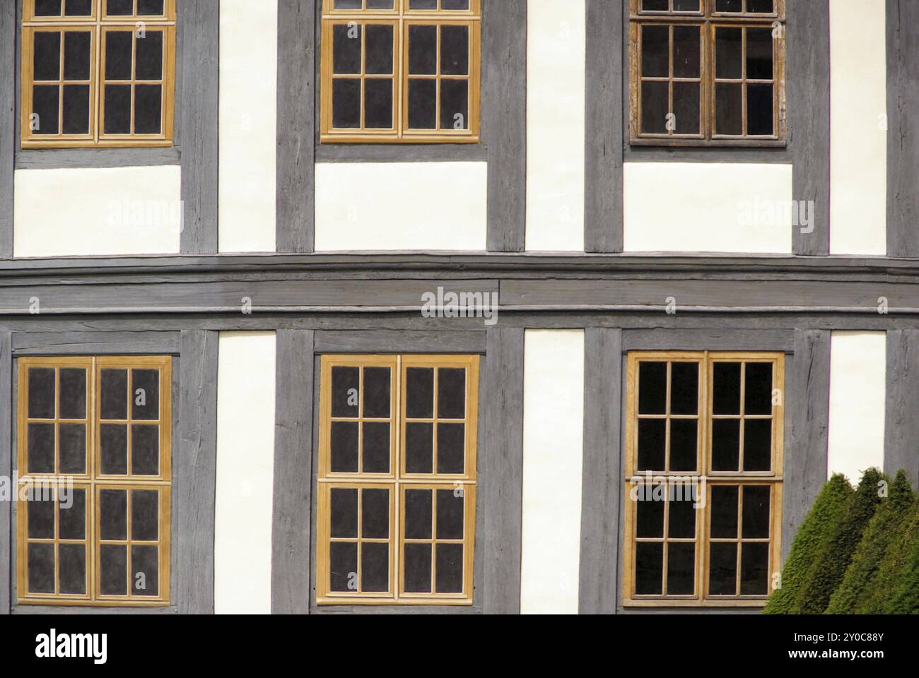 Timber framing, window timber framing Stock Photo - Alamy