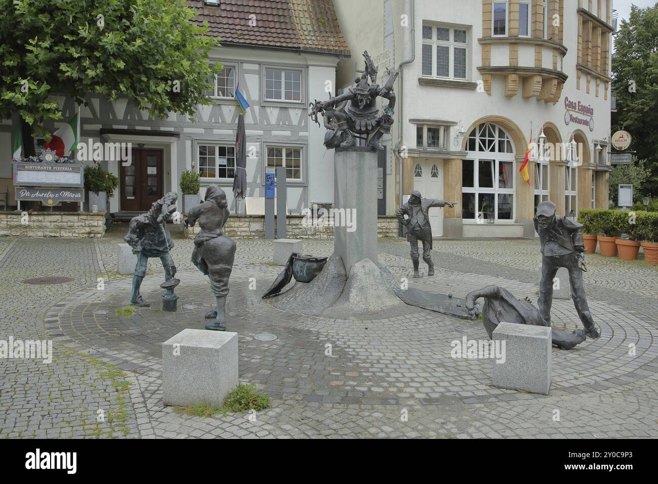 Fools' fountain by Gero Hellmuth 2010, carnival fountain, Swabian ...
