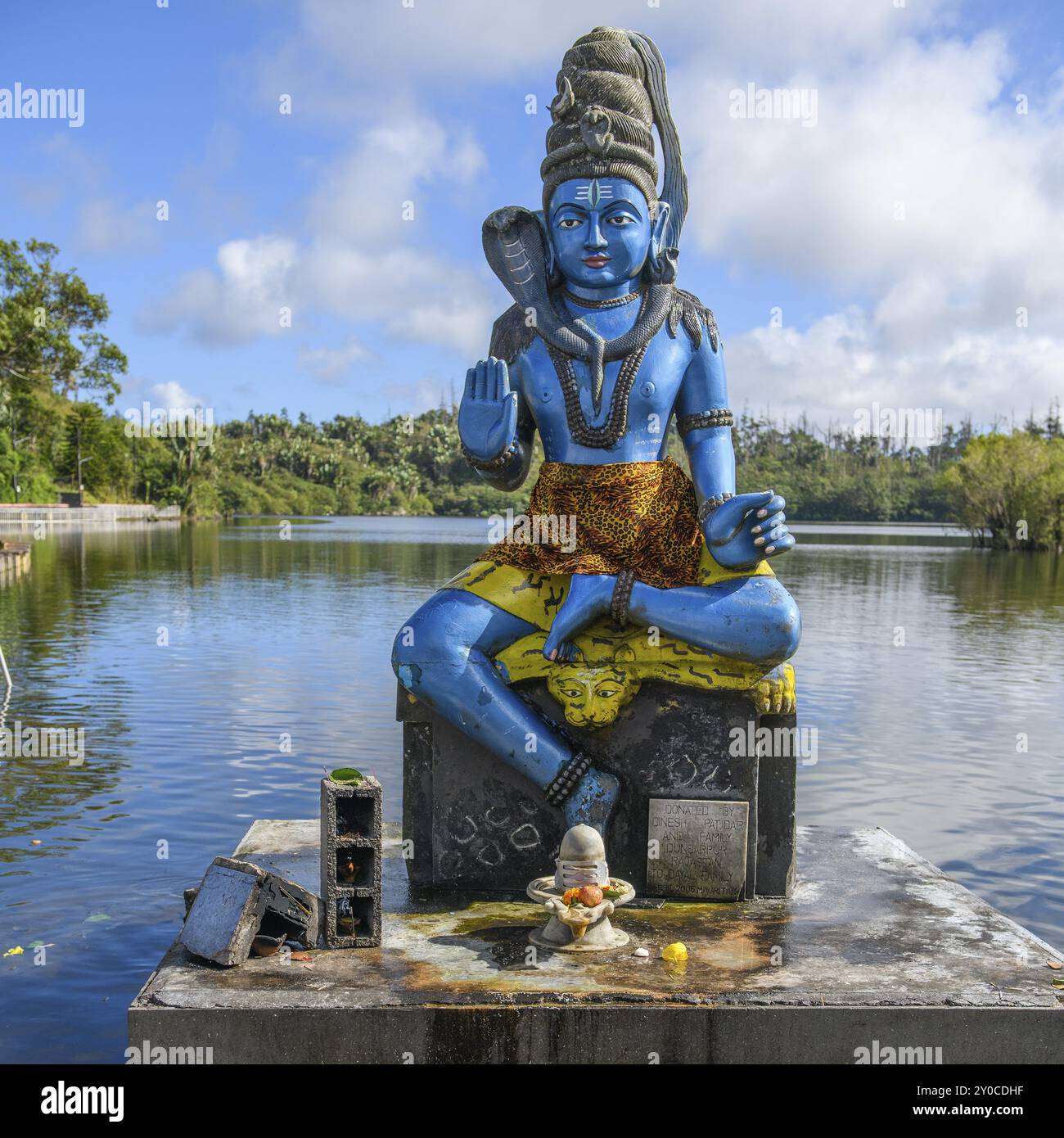 Shiva snake hi-res stock photography and images - Alamy