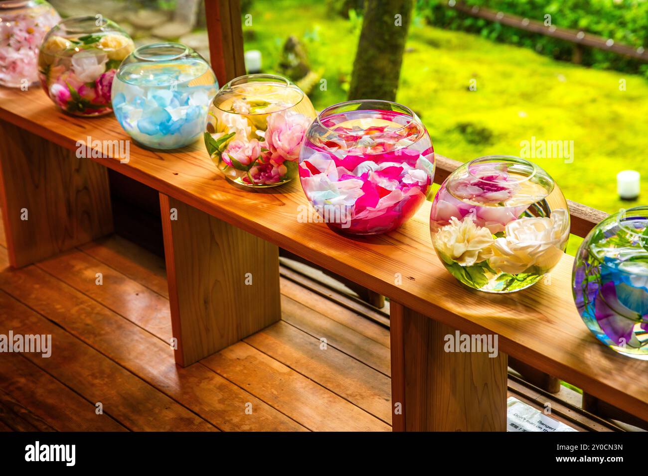Japanese garden view with reflection and flowers, in Arashiyama Kyoto ...