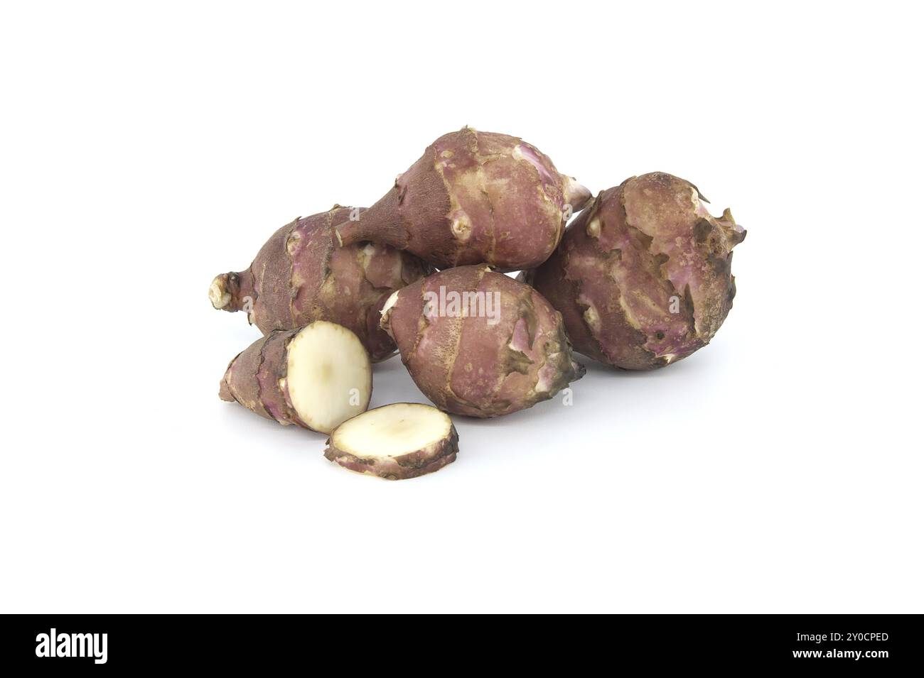 Sunchokes tubers isolated on white background. Jerusalem artichokes ...