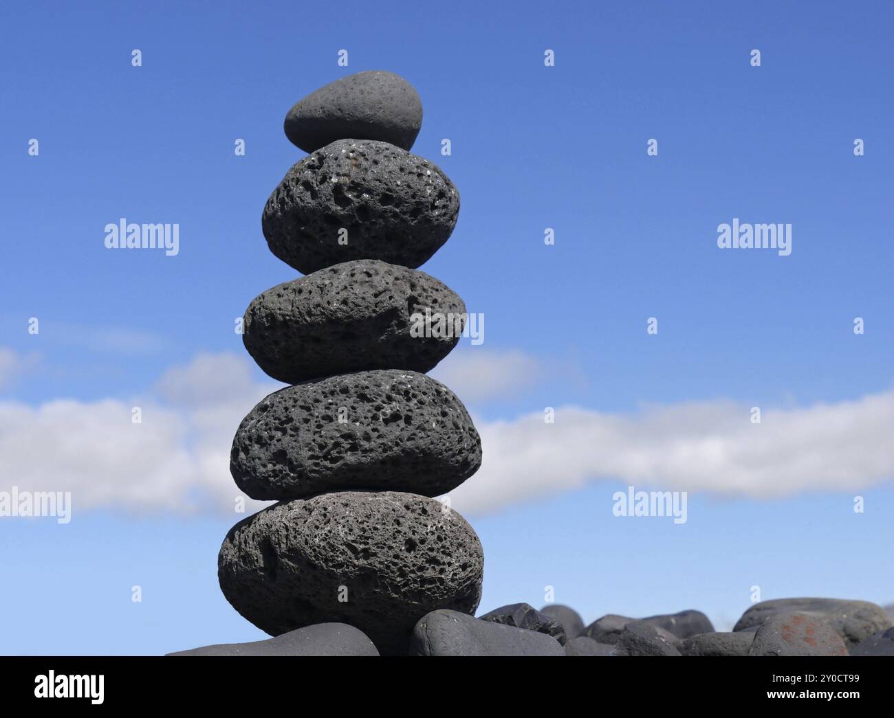 Man made pyramid stones hi-res stock photography and images - Alamy
