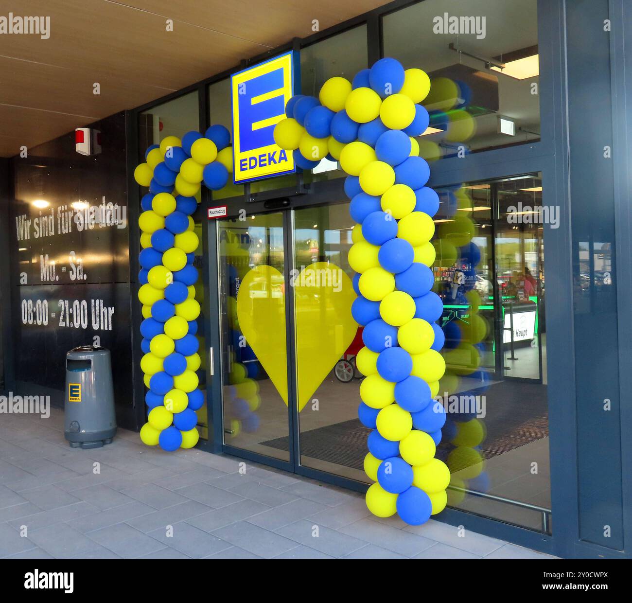 ...eine weitere Filiale des Discounterriesen in deutschen Landen ...