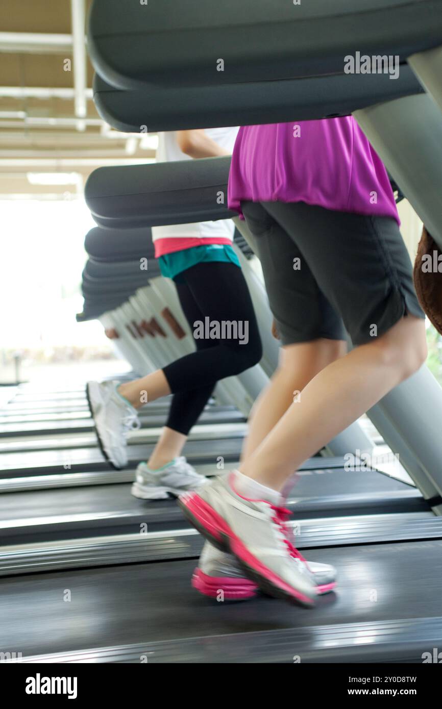 Running sideways hi-res stock photography and images - Alamy