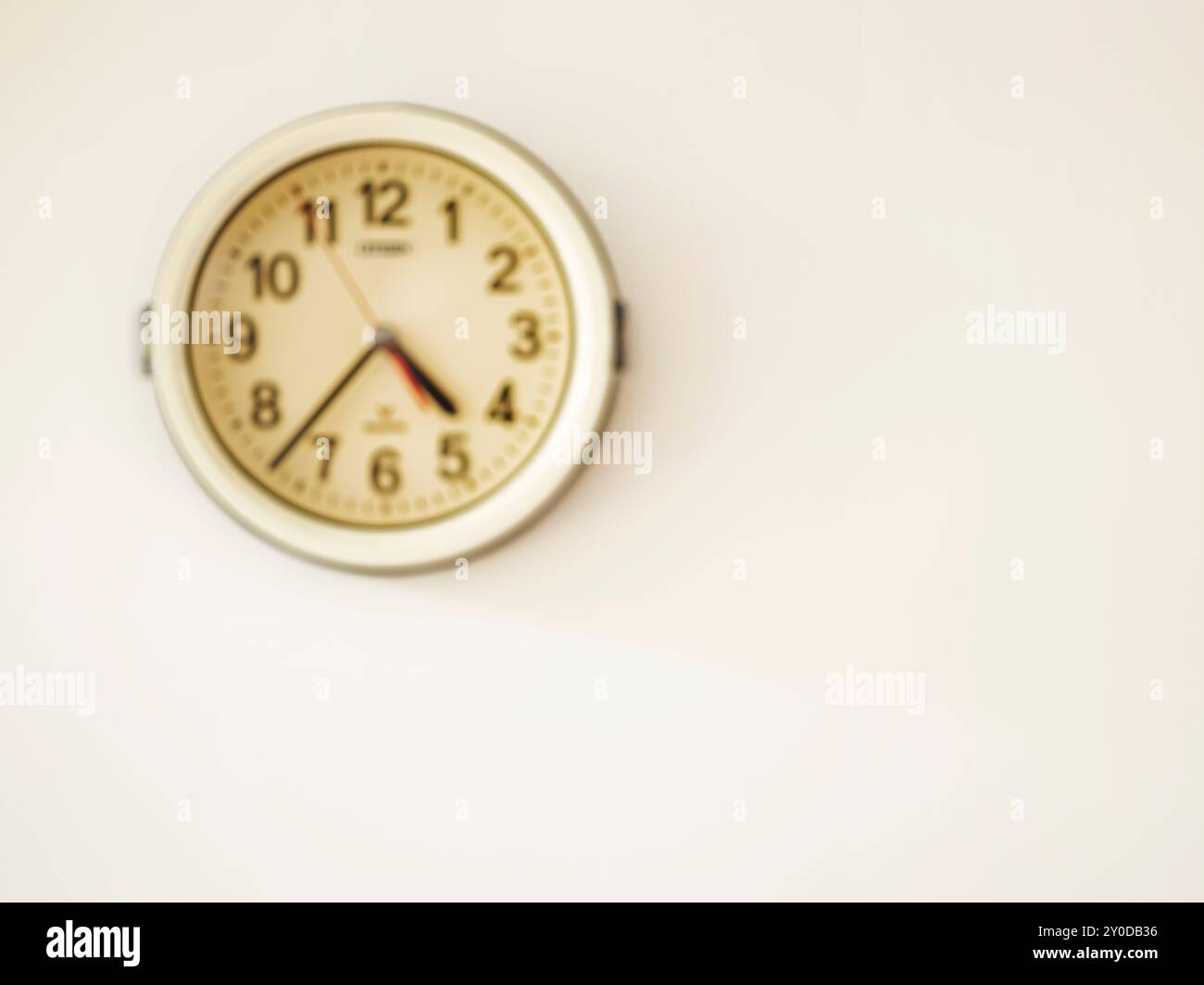 Clock 4 o'clock hi-res stock photography and images - Alamy