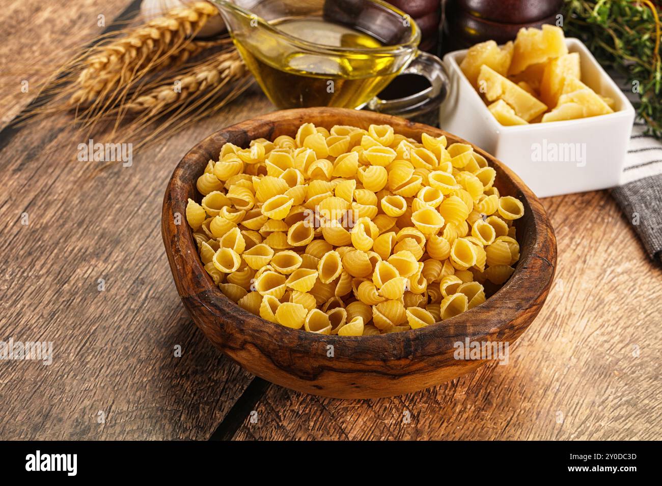 Italian cuisine - dry conchiglie shell pasta Stock Photo - Alamy