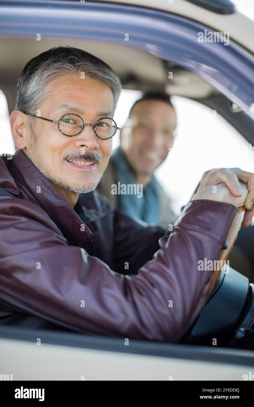 Driving senior man Stock Photo - Alamy