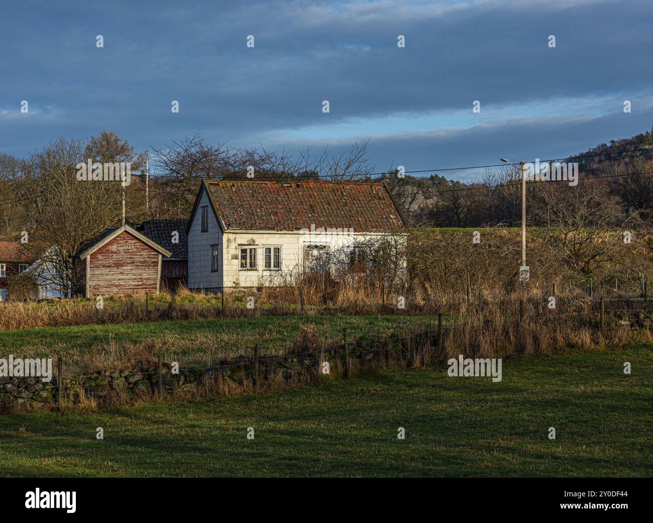 Old abandoned farm in hi-res stock photography and images - Alamy