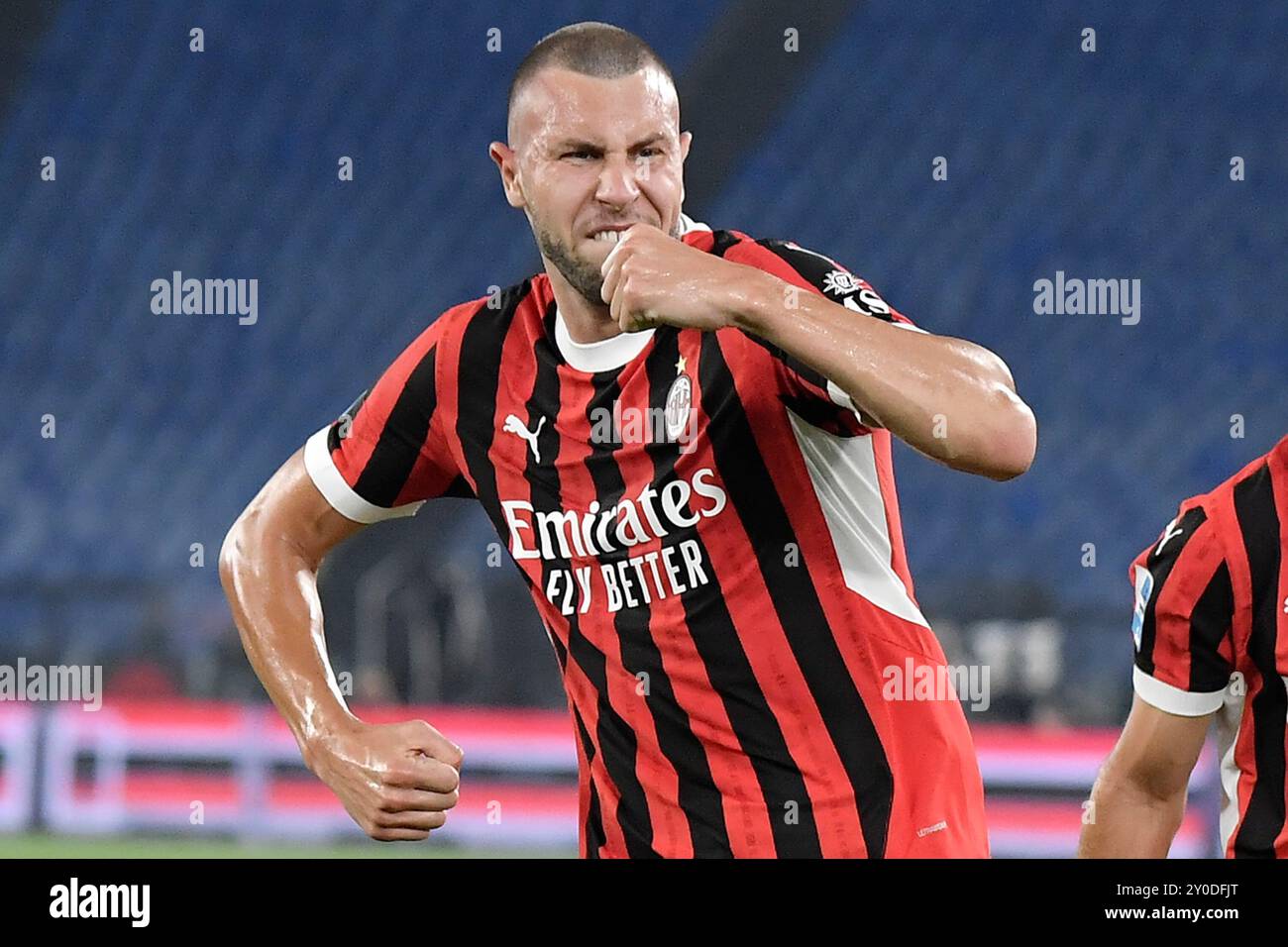 Strahinja Pavlovic of AC Milan celebrates with Christian Pulisic and ...