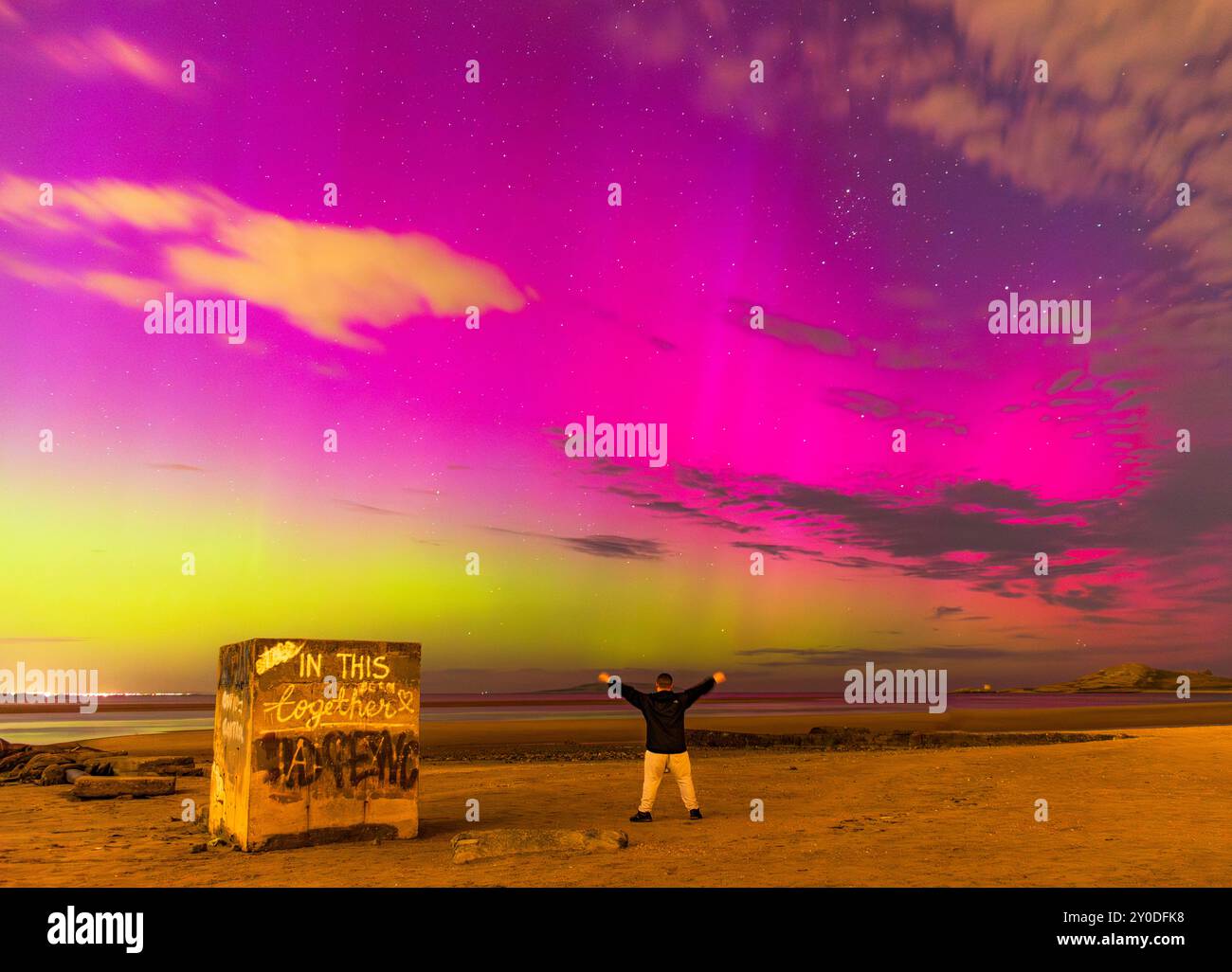 Intense display of the aurora borealis at Burrow Beach Stock Photo - Alamy