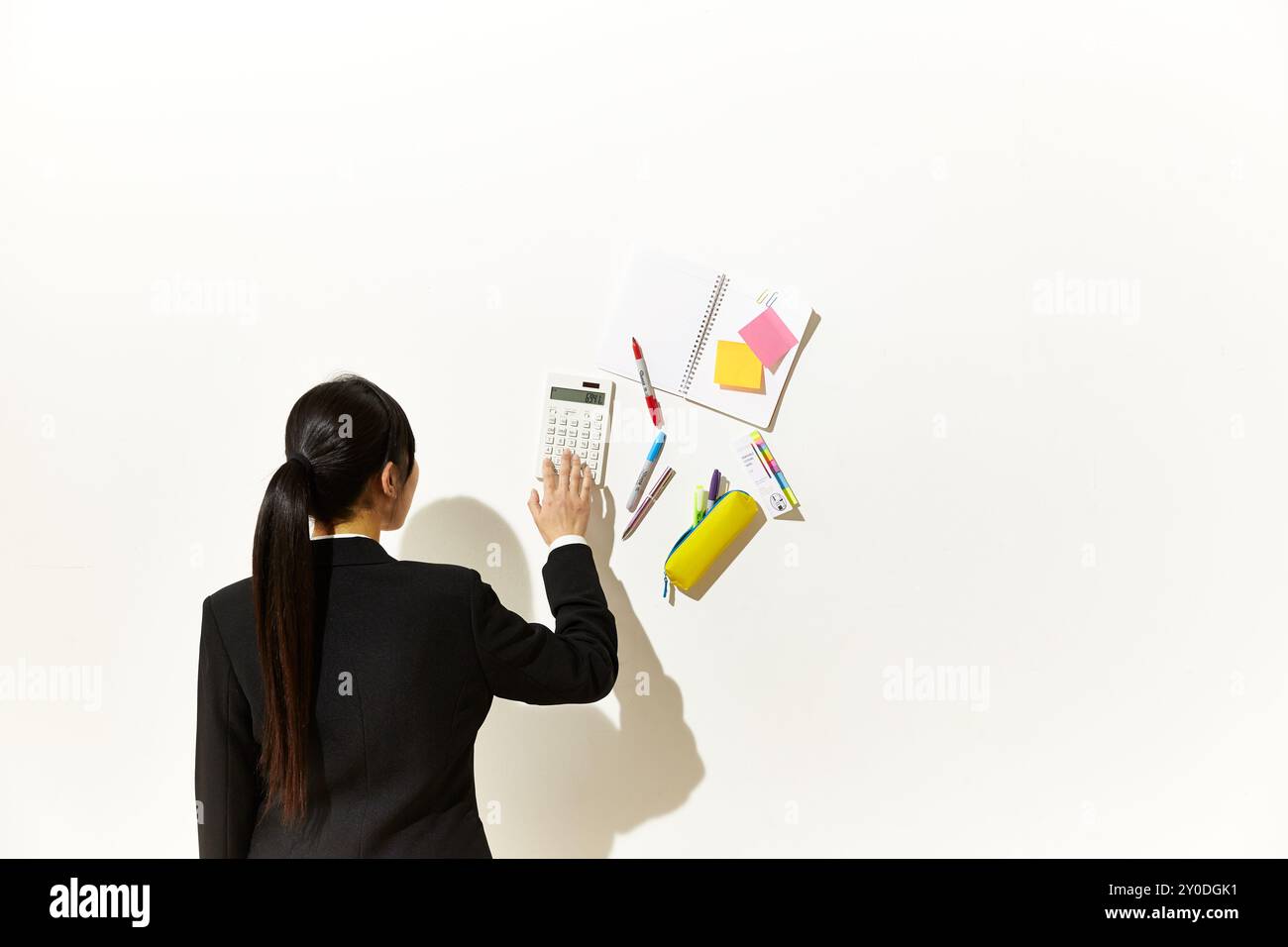 Calculating people main picture hi-res stock photography and images - Alamy