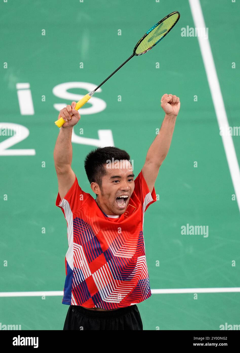 China's Lin Naili celebrates after winning the Mixed Doubles SH6 Gold ...