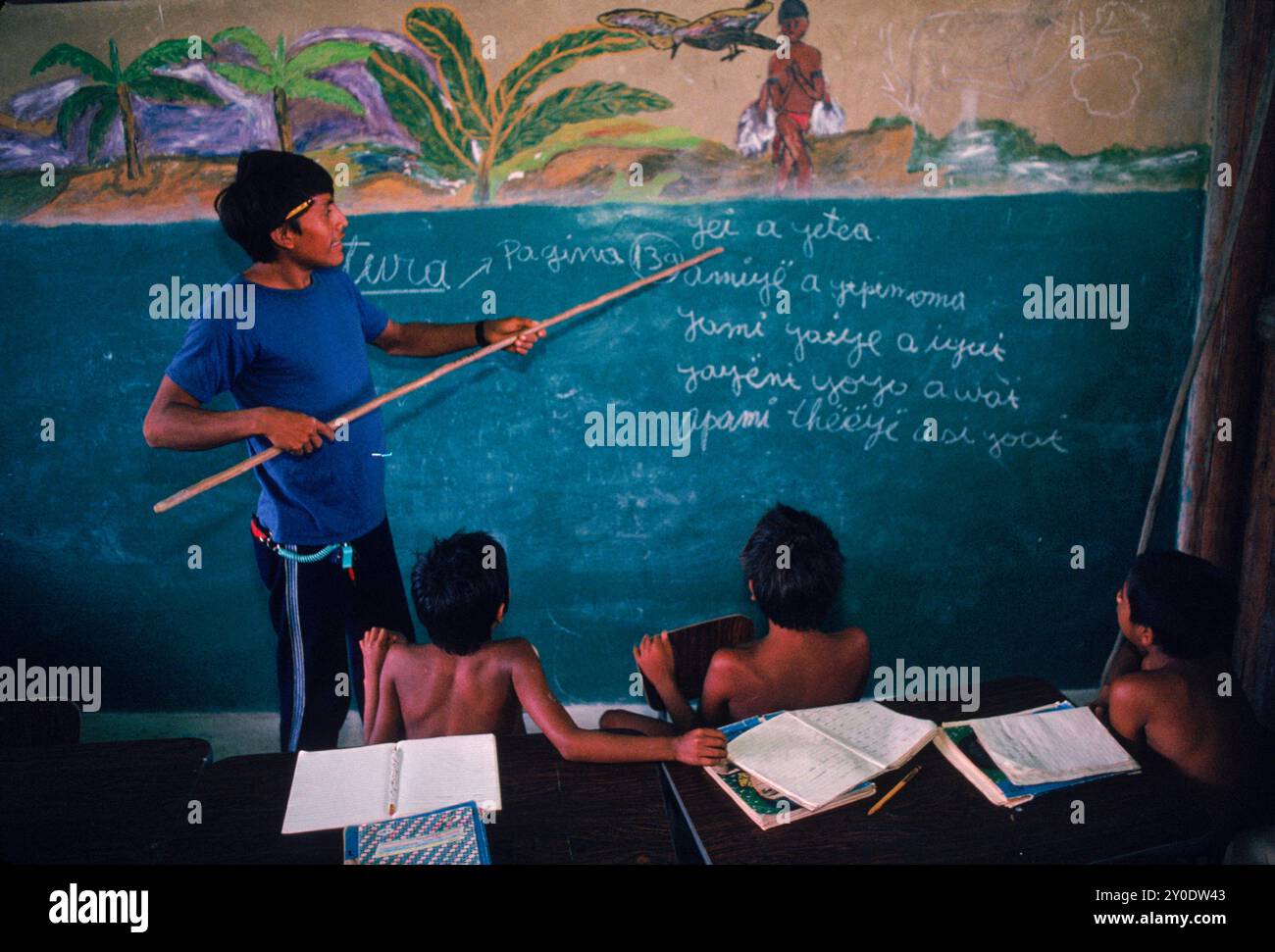 Yanomamö hi-res stock photography and images - Alamy