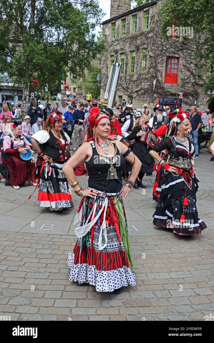 Dancers from 400 Roses dance troope dancing in Hebden Bridge Stock ...